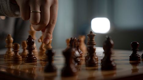 Shakkimestari Andrejs Strebkovs sai 12 vuoden pannan - Ilta-Sanomat