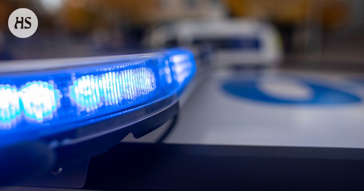 Iso koira puri kolmea ihmistä kerrostalon pihalla, yksi sairaalaan | HS.fi