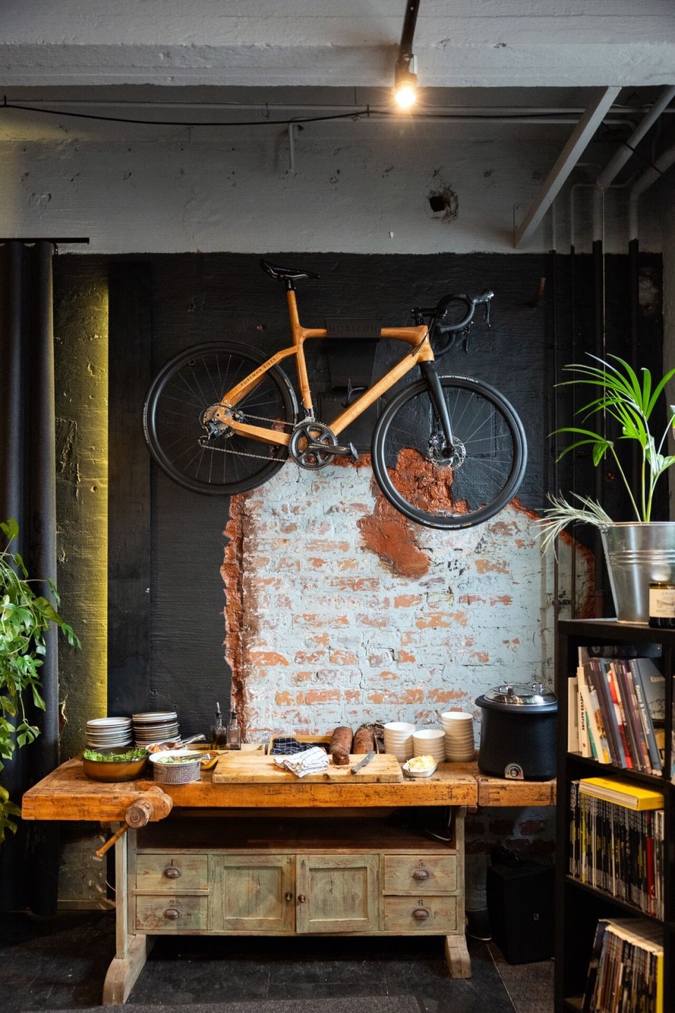 HS:n ravintola-arviossa Suvilahden Peloton | HS.fi