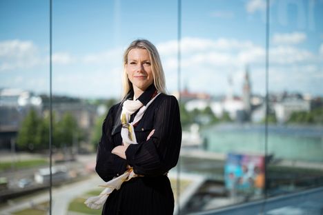 Päätoimittaja Erja Yläjärvi: painetun lehden suosio saa hiipua | HS.fi