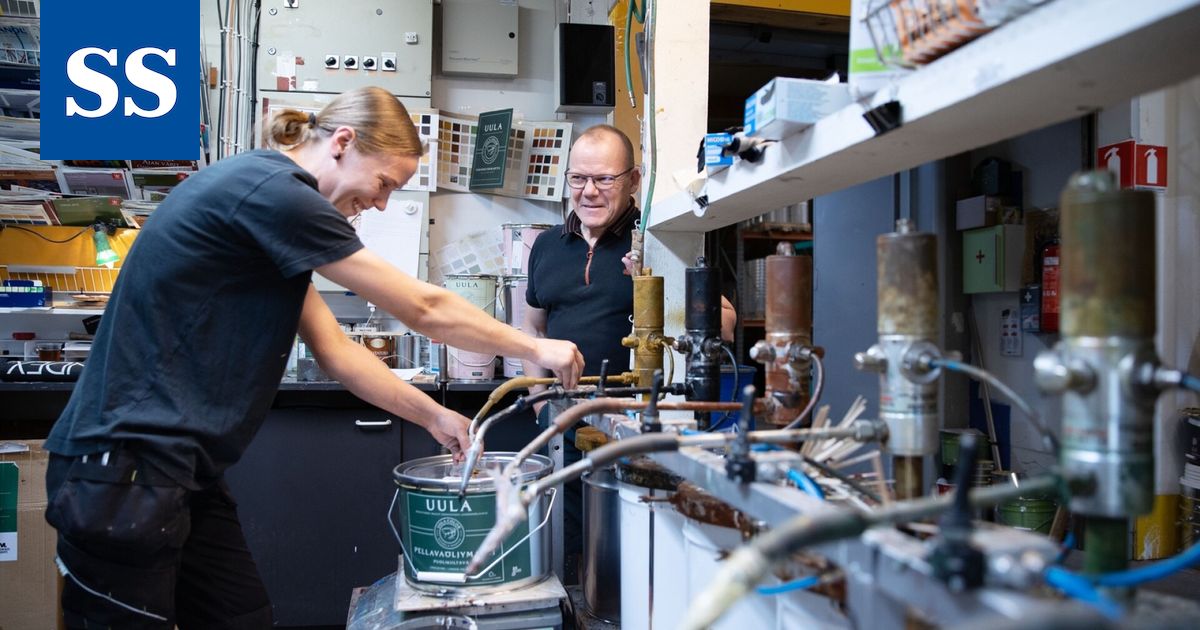 Uula Color: Uudet omistajat näkevät perinnemaaleja valmistavassa ...