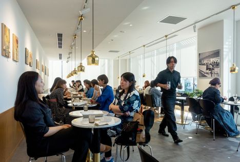 Helsingin Akateemisen kirjakaupan Café Aalto avattiin elokuun lopussa ...