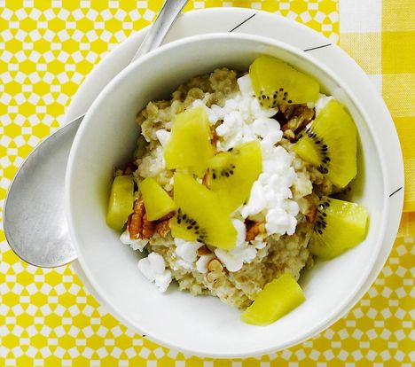 Perinteinen kaurapuuro on kehno aamupala – ravitsemusterapeutti kehitti ...