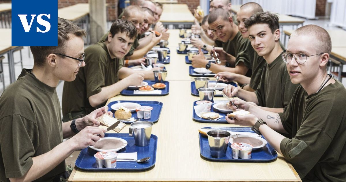 Varuskuntien iltapala uudistuu, tarjolle täytettyjä patonkeja ja ...