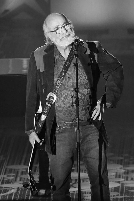 Robert Hunter 1941–2019 | HS.fi