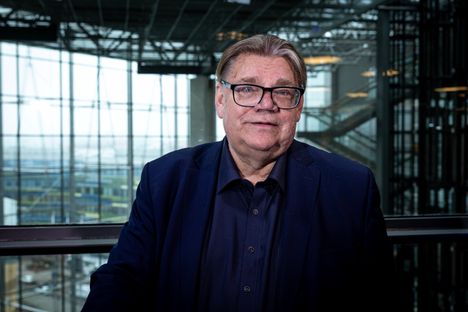Paavo Väyrynen keskustan puoluekokoukseen - Ilta-Sanomat