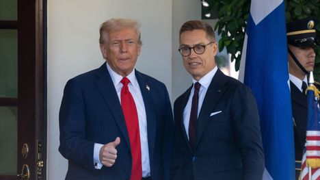 Suomi ja Yhdysvallat allekirjoittivat jäänmurtajasopimuksen - Ilta-Sanomat