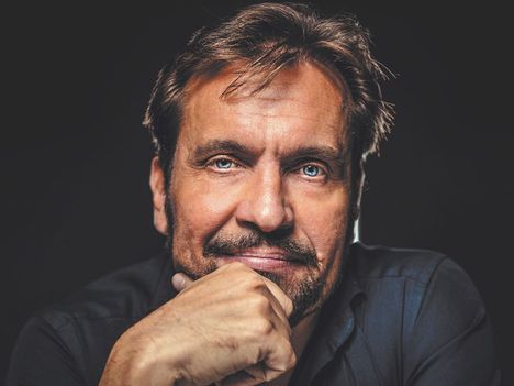 Janus Hanski konsertoi Röölässä - Rannikkoseutu