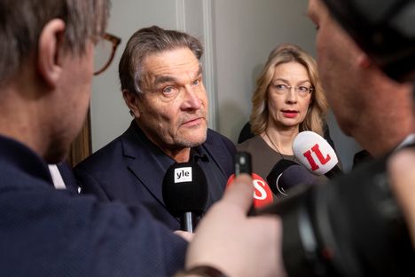 Kimmo Kiljunen luopuu ulkoasiainvaliokunnan jäsenyydestä - Ilta-Sanomat