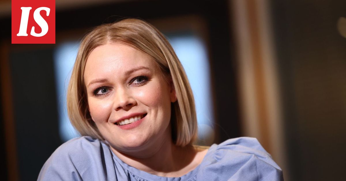 Anna Puu julkaisi harvinaisen kuvan pienokaisensa - Ilta-Sanomat
