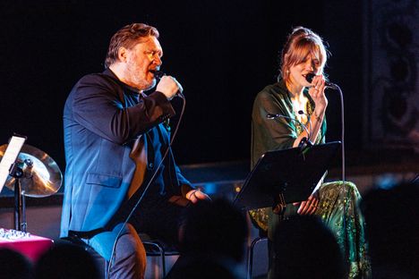 Samuli ja Venla Edelmann antoivat konsertissaan kunnian Luojalle ja ...