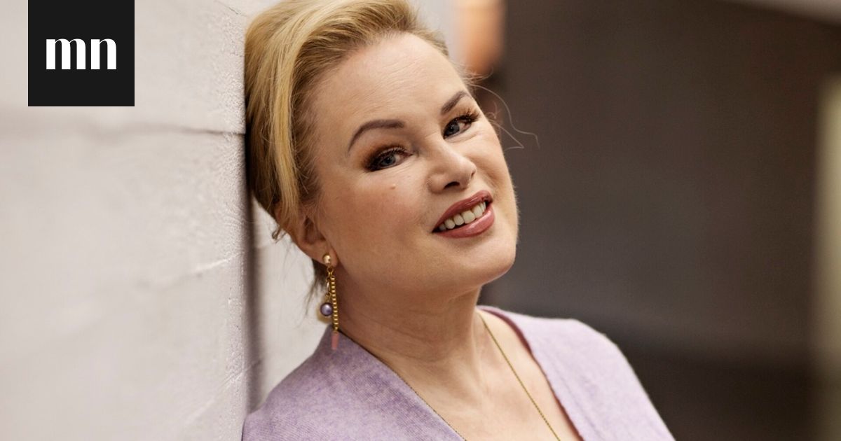 Helena Lindgren kertoo suhteistaan ja siitä, millainen mummi hän on ...